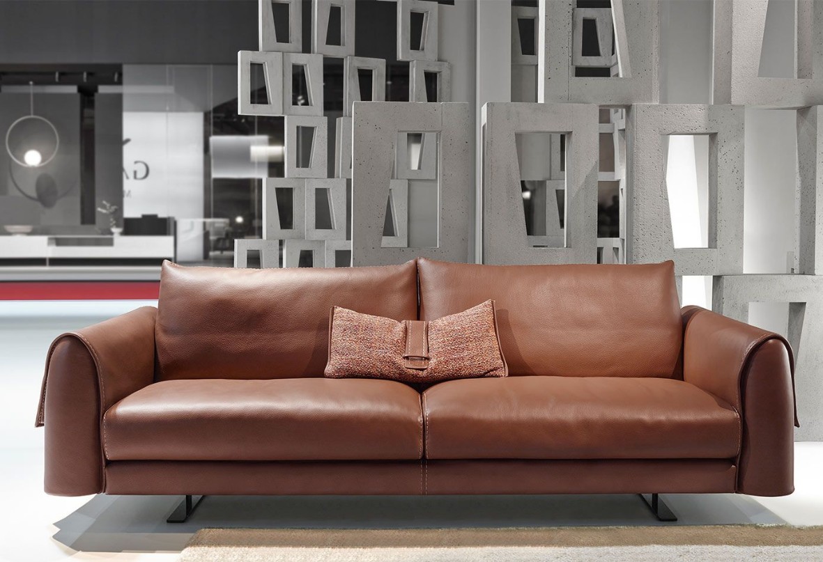 Karl Sofa by Gamma Arredamenti