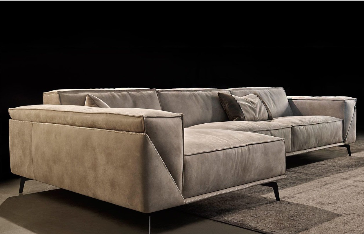 Edwin Sectional Sofa by Gamma Arredamenti