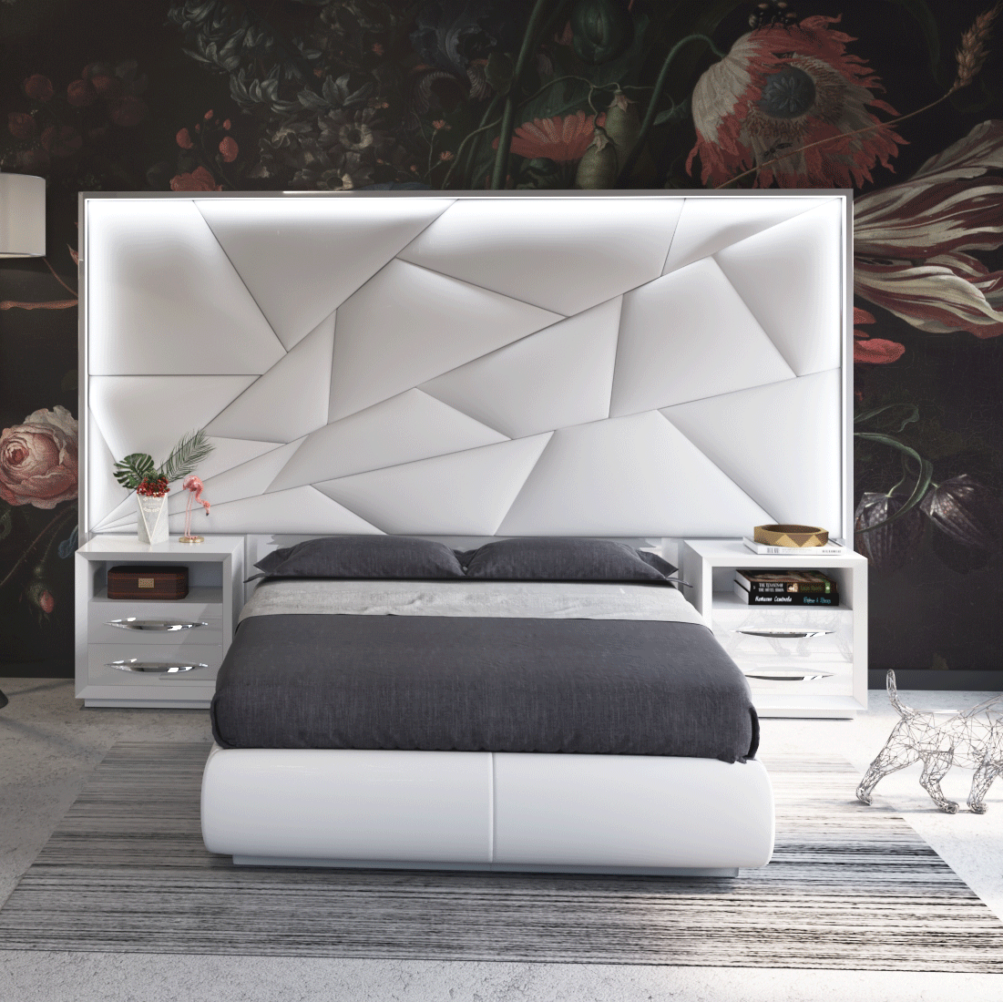 Majesty Bed w/Light and Carmen Cases